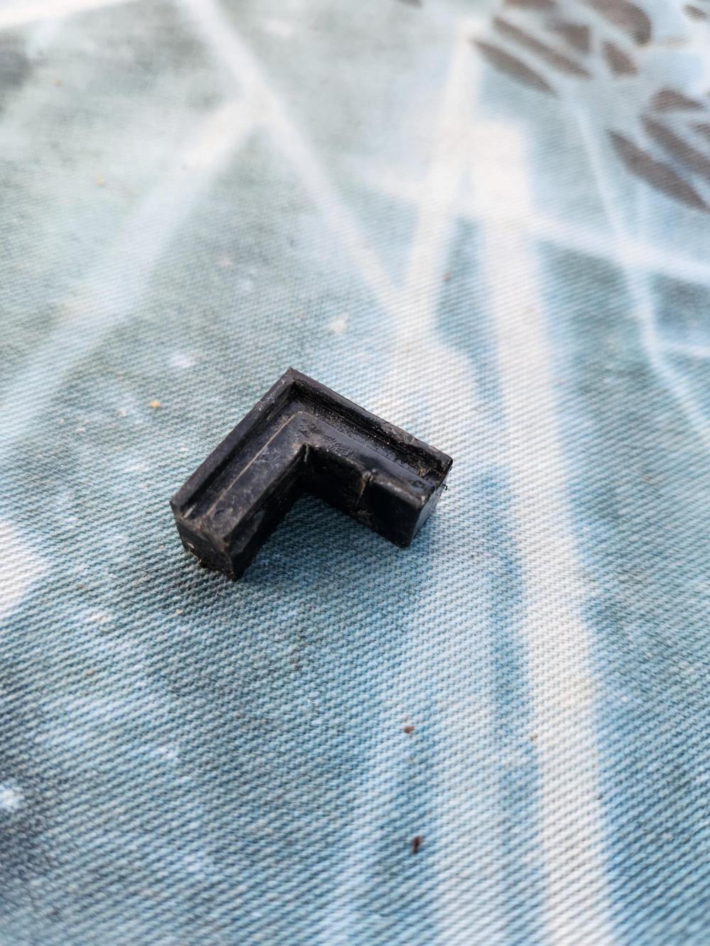 Starlite/Australite Windout Window Corner Insert, PVC