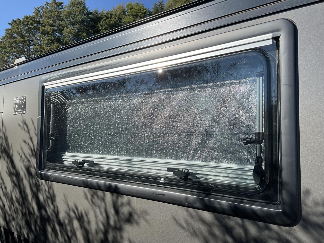 Tinted Window Blade, Suit Maygood Mobicool Windows, 1100x450