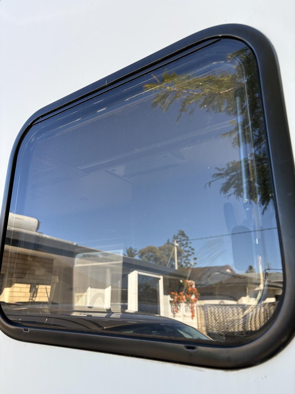 Seitz Tinted Window Blade, Suit S7P Window, 500x400mm