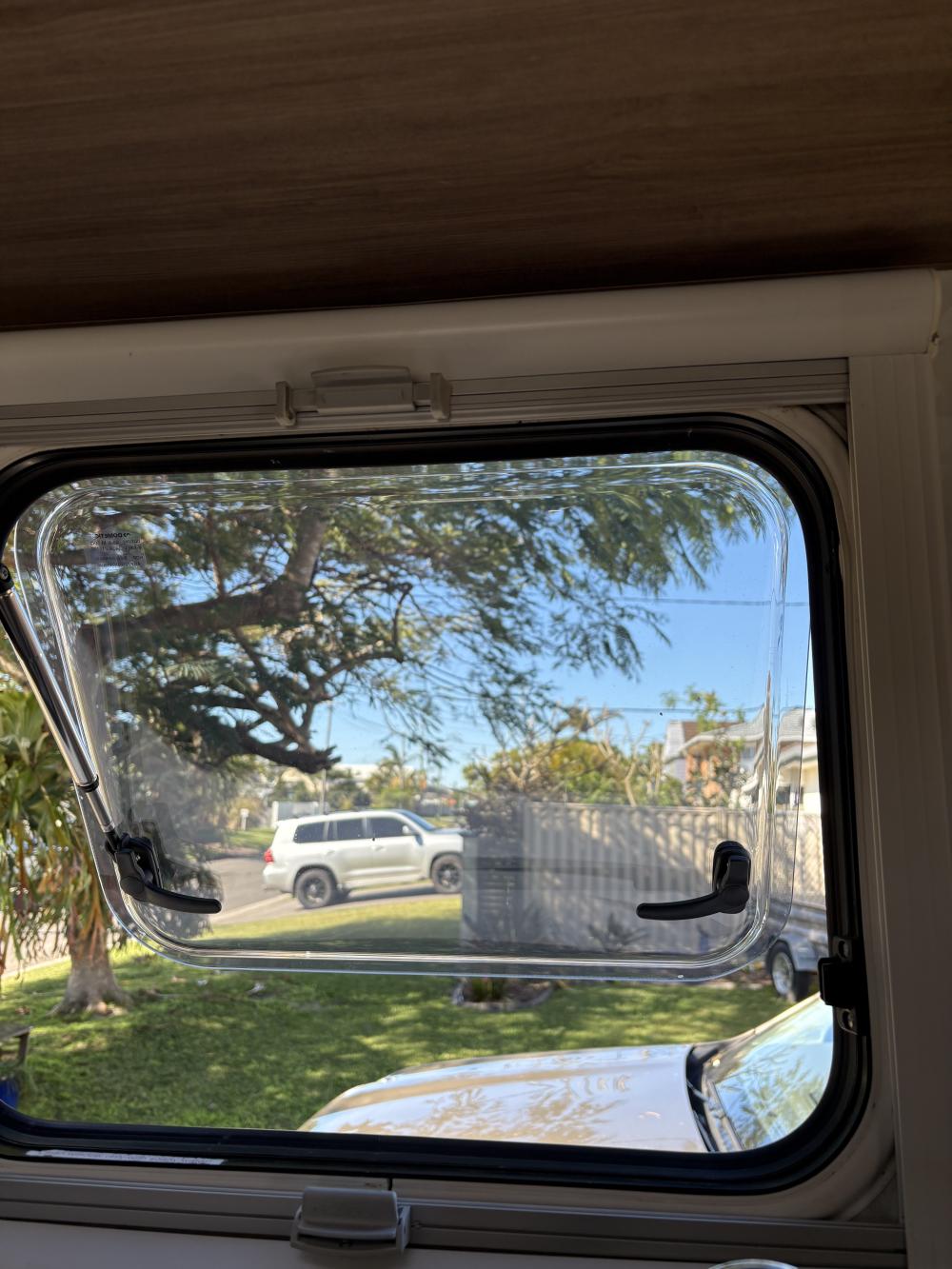 Seitz Tinted Window Blade, Suit S7P Window, 500x400mm