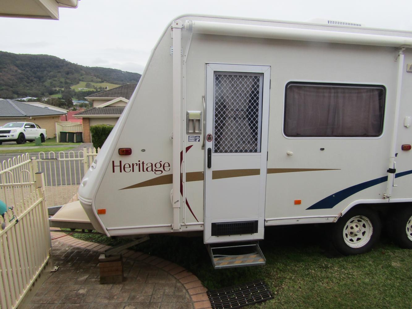 Trimatic Main Door Corner Insert, 70531 | CaravansPlus