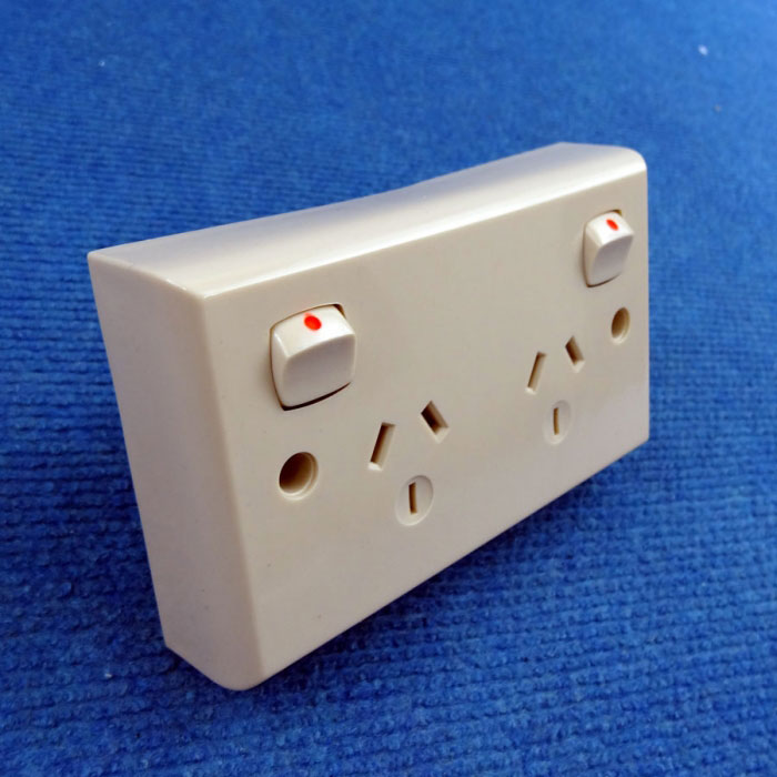 Double Power Point (Beige), Double Pole, Deep, Transco