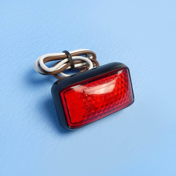 LED Red light, 58mmx35mm, 12v/24v, 4xLED | CaravansPlus