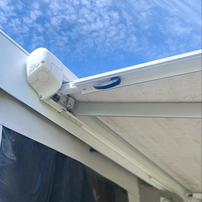 ATRV Anti-Flap Kit Adapters For Cassette Awnings - White