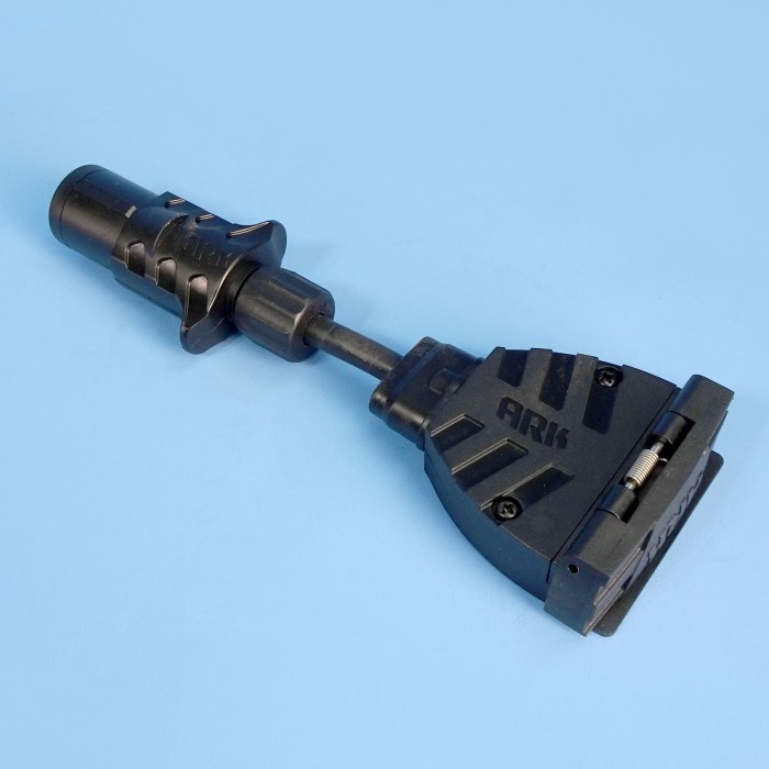 ARK 7 Pin Round Car To 7 Pin Flat Trailer | CaravansPlus