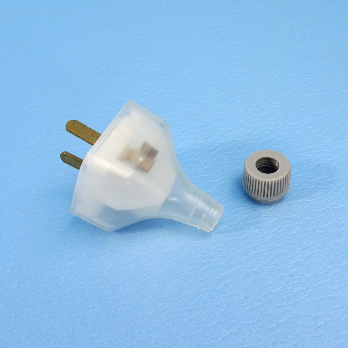 2 Pin Extension Plug, Polarised, Low Voltage | CaravansPlus