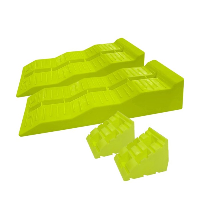 Coast RV 5000kg 3-Step Levelling Ramp W Chock & Bag, Pair