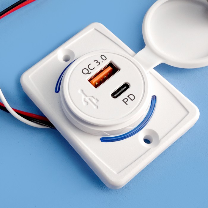 Sanjo Flush Mount Dual USB (A&C) Outlet, White | CaravansPlus